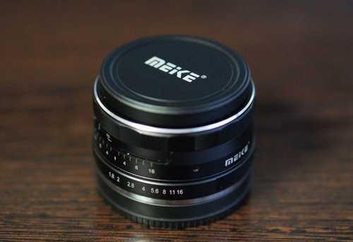 Объектив Meike 25mm F1.8 на Sony E