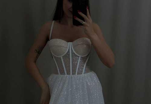 Новое свадебное платье размер 42 44 46