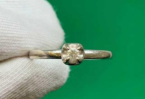 Золотое кольцо с муассанитом размер 16,5