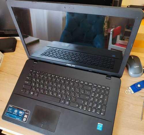 17.3" ASUS X751M, 750 ГБ, Pentium N3530, RAM 4 ГБ, Intel GMA HD