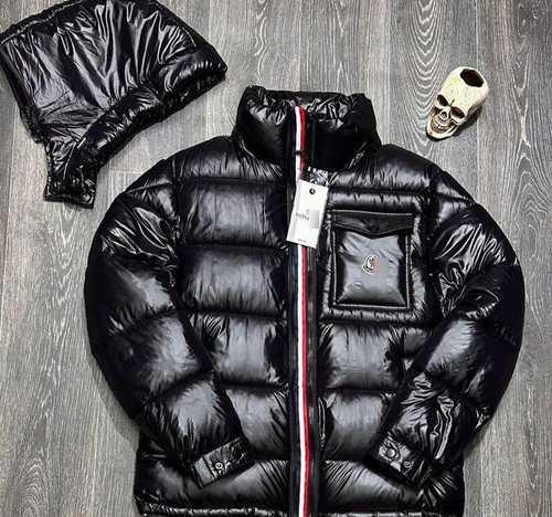 Зимний пуховик Moncler