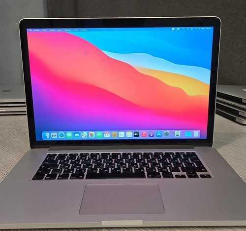 Apple MacBook Pro 15 2015 i7 16Gb 512SSD Чек Гаран