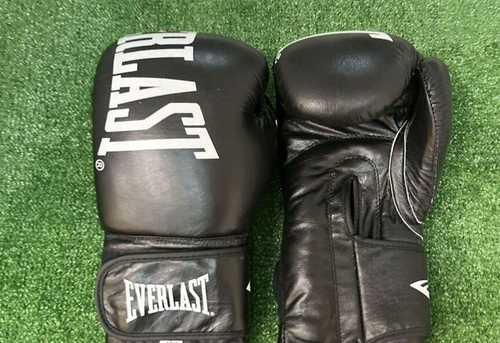 Боксерские перчатки кожаные