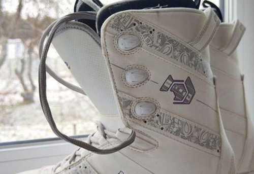 Ботинки для сноуборда женские