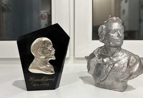 Бюст Ленина и Пушкина