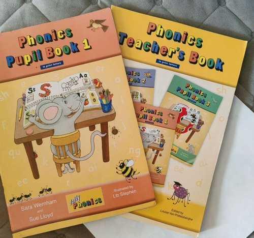 Jolly phonics pupil book 1   TB