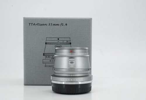 TTartisan 35mm F1.4 Fuji X APS-C как новый, обмен