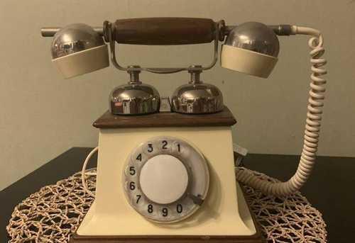 Старый дисковый телефон та-1173 Retro