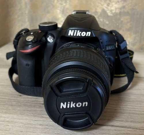 Продам фотоаппарат Nikon d3200