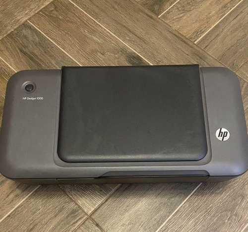 Цветной струйный принтер HP Deskjet J110a