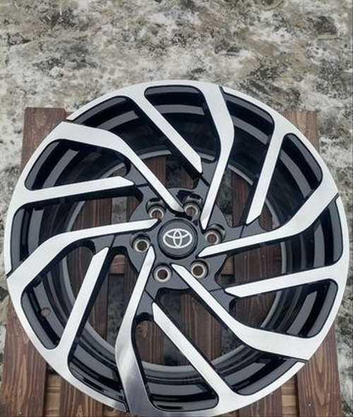 Диски R22 Toyota LC300 Lexus LX