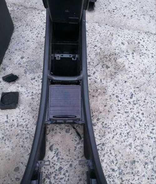 Подлокотник Mercedes-Benz C-Class W203 m111e20evo