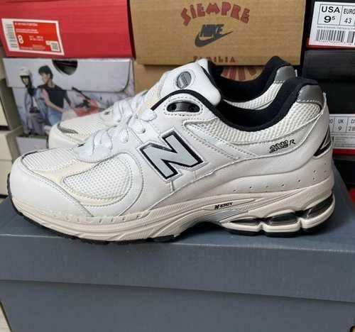 Кроссовки new balance 2002r