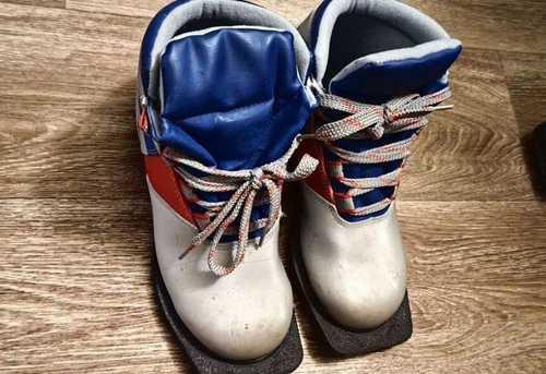 Лыжные ботинки детские 35 размер nordway