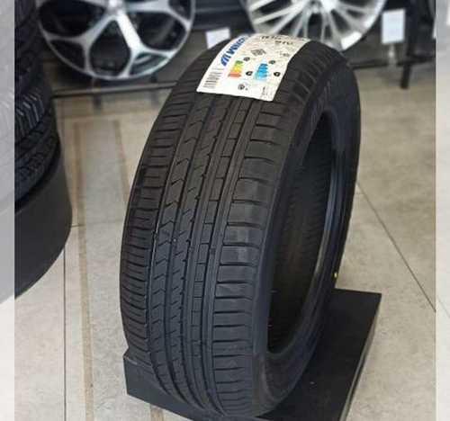 Winrun R330 245/40 R19