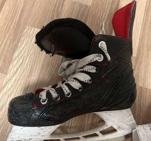 Хоккейные коньки bauer Ns детские,37-38 размер б/у