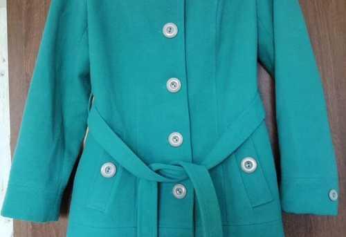 Пальто женское демисезонное (42 размер)