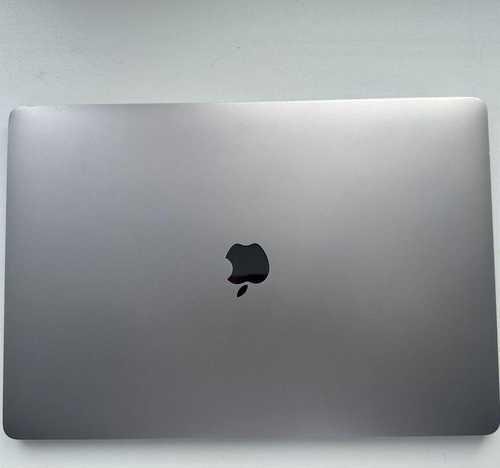 Apple macbook pro 15 2017