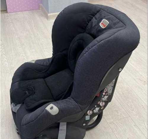 Автомобильное кресло britax