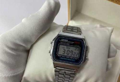 Часы Casio в ретро стиле