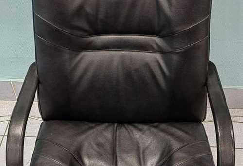 Офисное кресло руководителя (кожаное)