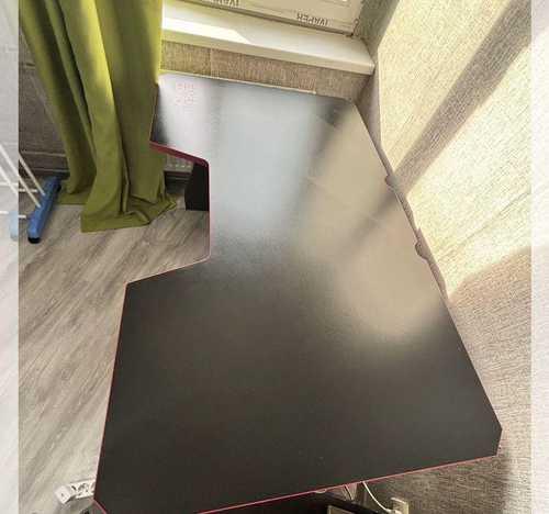 Стол игровой
