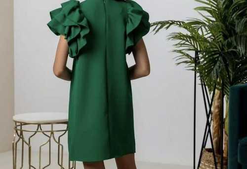 Платье нарядное зеленое 146