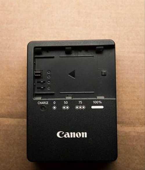 Зарядное устройство Canon для LP-E6