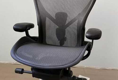 Новое кресло Herman Miller aeron 2