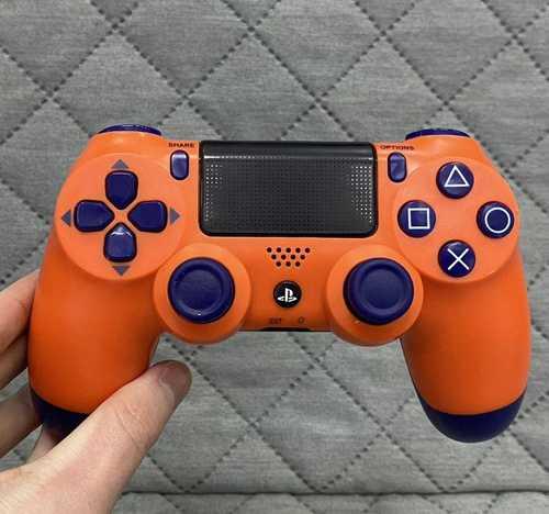 Геймпад Dualshock 4 Оранжевый