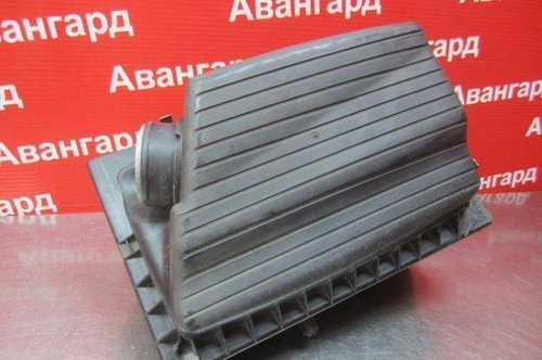 Корпус воздушного фильтра Opel Vectra B X18XE 1997