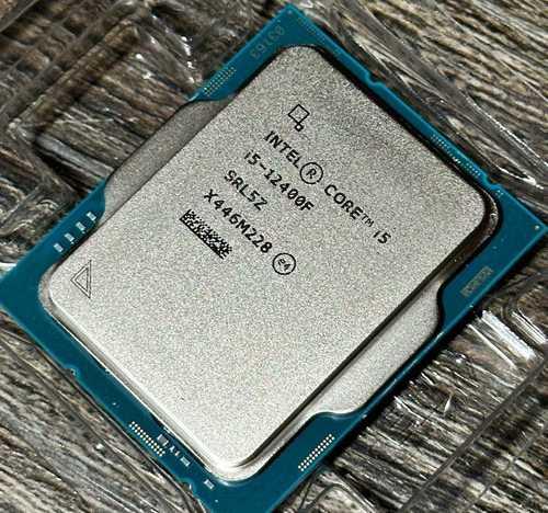 Процессор Intel Core i5 12400f