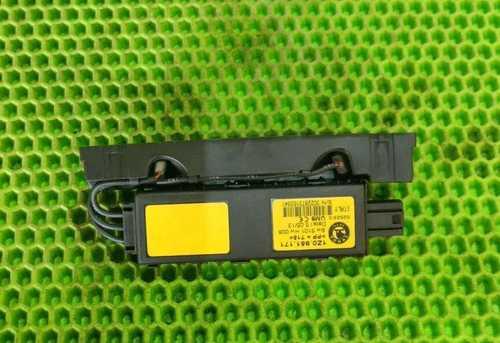 Датчик объема салона skoda Octavia a5