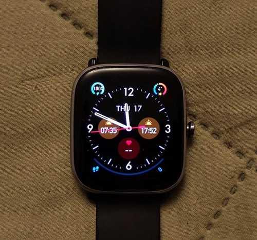 Смарт-часы Amazfit GTS 2 Mini