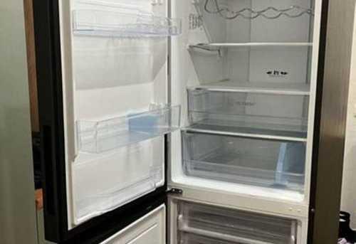 Холодильник Haier состояние нового