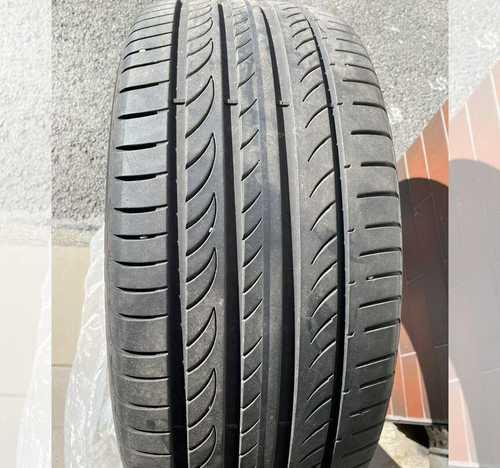 Pirelli Powergy 245/40 R19 98Y