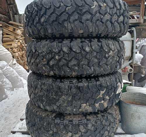 Продам колеса 215/75/16