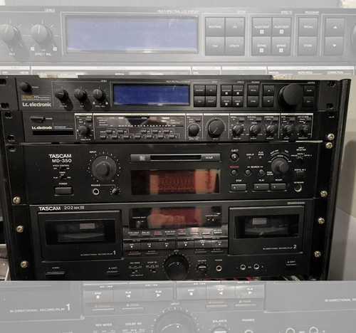 Дека кассетная Tascam 202mkIII