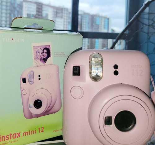 Fujifilm instax mini 12, комлпект и доставка