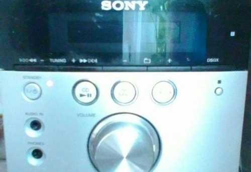 Мини музыкальный центр Sony