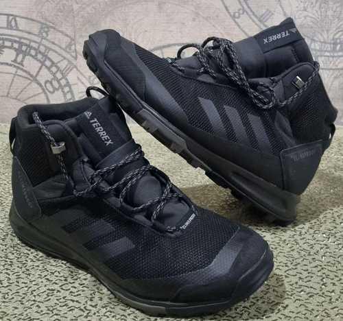 Зимние кроссовки Adidas terrex