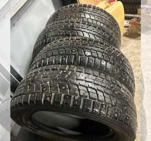 Dunlop SP Winter Ice 01 185/65 R15 88T