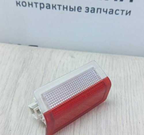 Фонарь освещения пространства для ног A0028201901