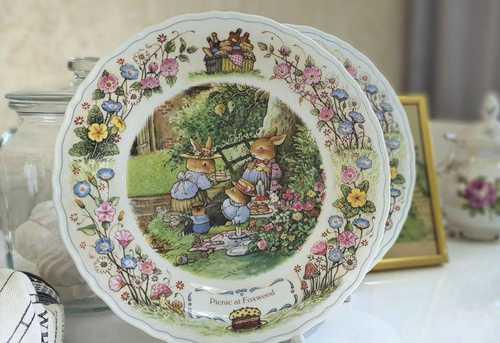 Wedgwood "Picnic AT Foxwood", ежевичная поляна