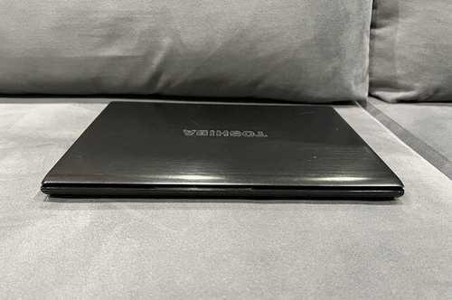 Toshiba Core i3, ssd 256, ram 8gb
