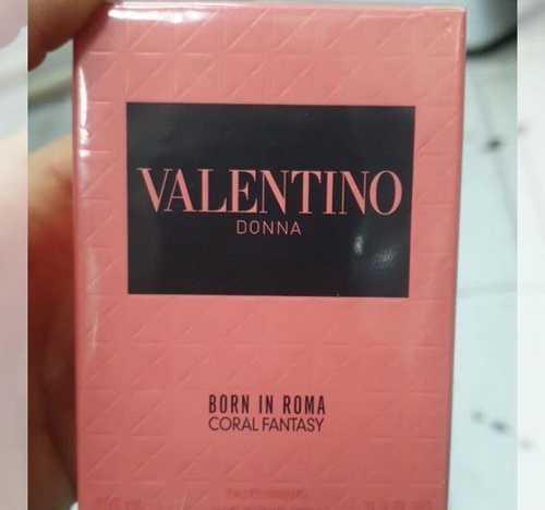 Valentino Donna Born In Roma Coral