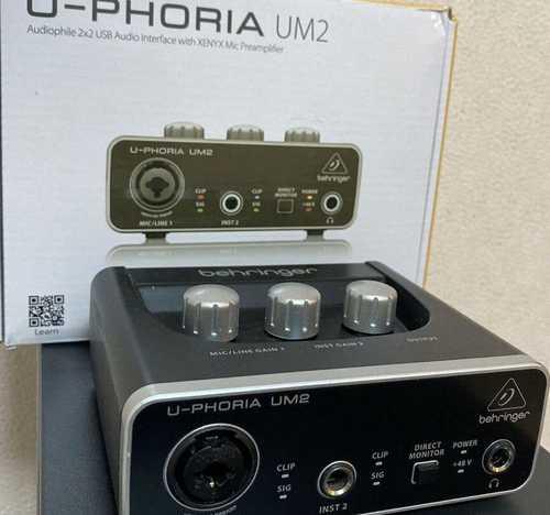 Внешняя звуковая карта Behringer U-Phoria Um2