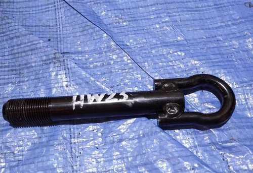 Крюк буксировочный toyota prius NHW20