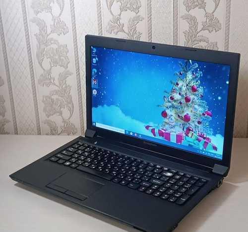 Lenovo B570e i3/8/HD/SSD/HDD/15'6