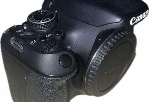 Зеркальный фотоаппарат canon EOS 600D